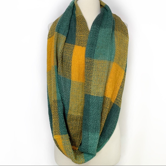 Octavia | Accessories | Octavia Chestnut Checkered Infinity Scarf ...